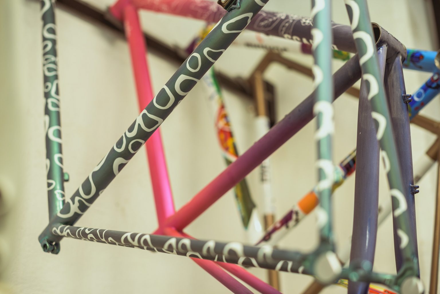 Colombian framebuilders: Scarab Cycles - RAW Cycling Magazine