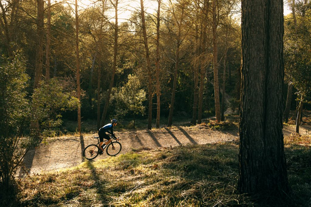 PI ROPE: Polymer fibers make featherweight spokes - RAW Cycling Magazine