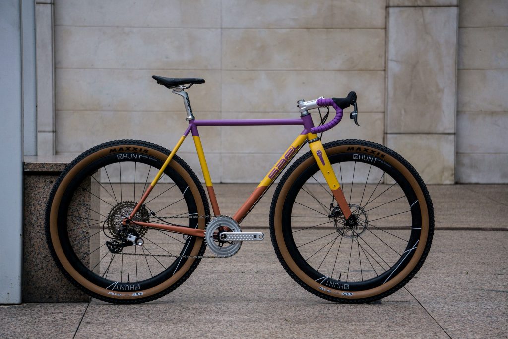 Safi Works: Intimate and curated framebuilding from scratch - RAW Cycling Magazine