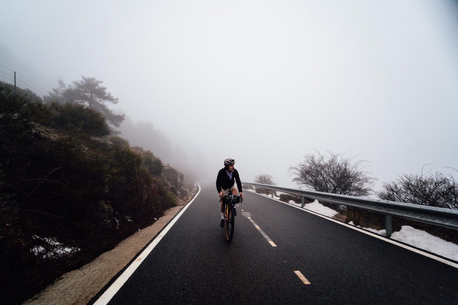 Safi Works: Intimate and curated framebuilding from scratch - RAW Cycling Magazine