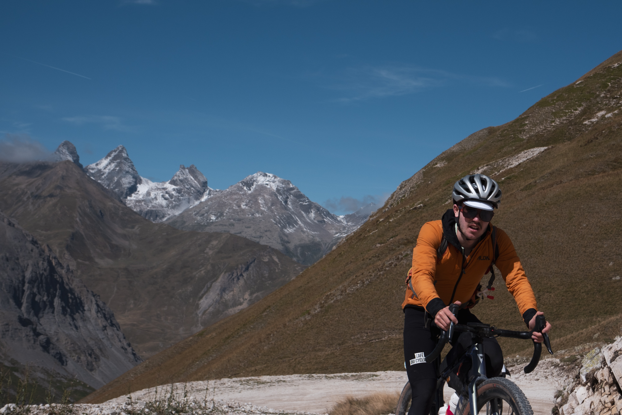 Le Pilgrimage 2024: An eye-opening gravel journey - RAW Cycling Magazine